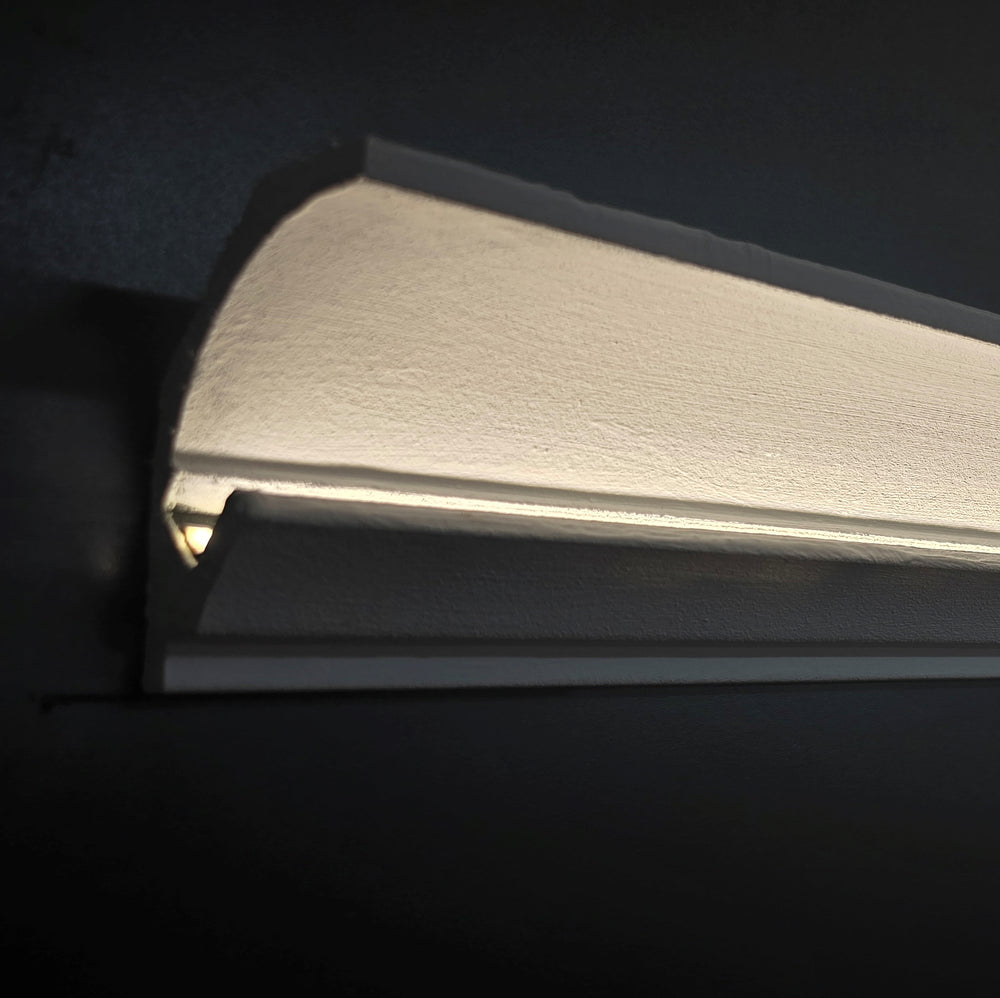 LX 01 - LED Cornice (per 2 m length)