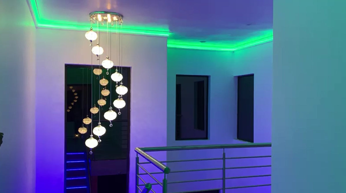 LX 01 - LED Cornice (per 2 m length)